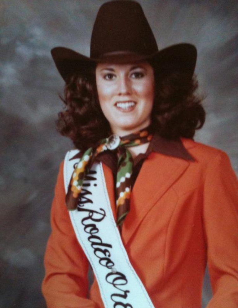 Former Miss Rodeo Oregon Titleholders – Miss Rodeo Oregon