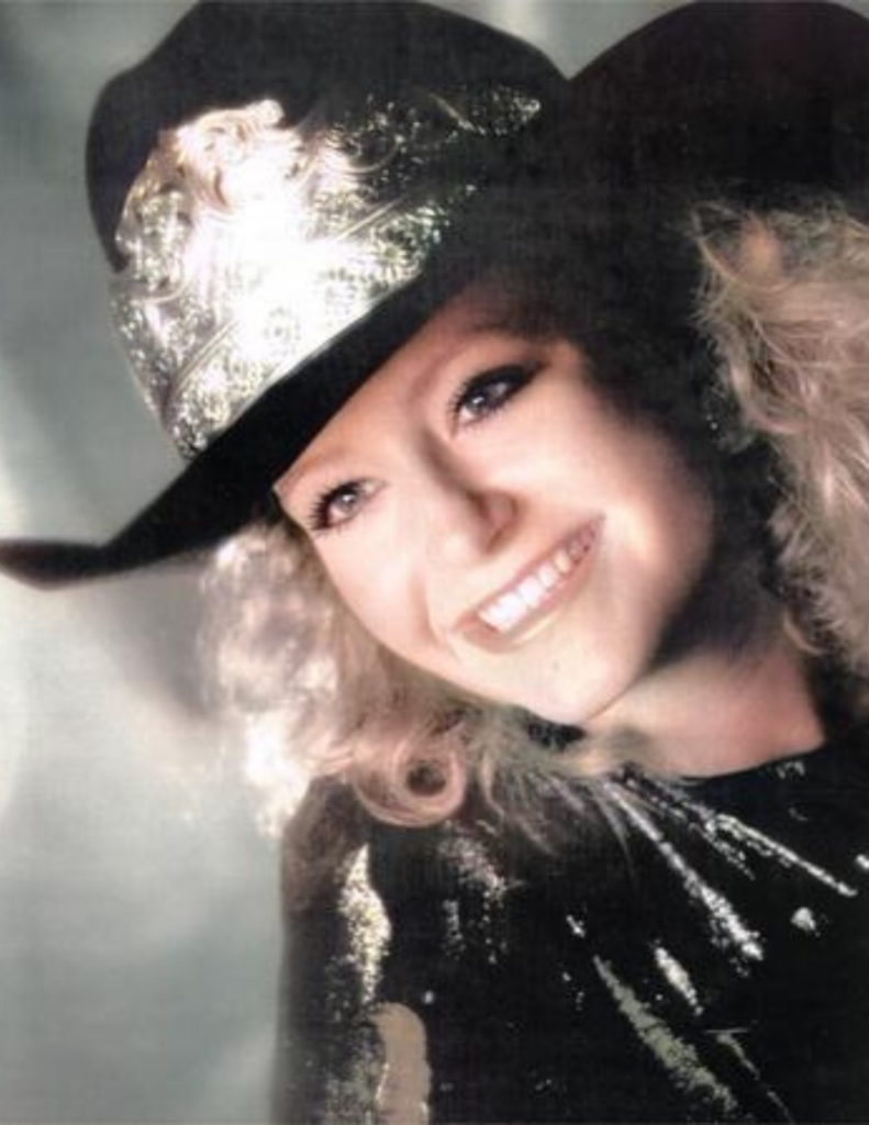 Former Miss Rodeo Oregon Titleholders – Miss Rodeo Oregon